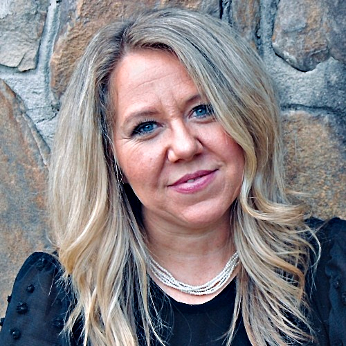 Kim Yates - Retro Report