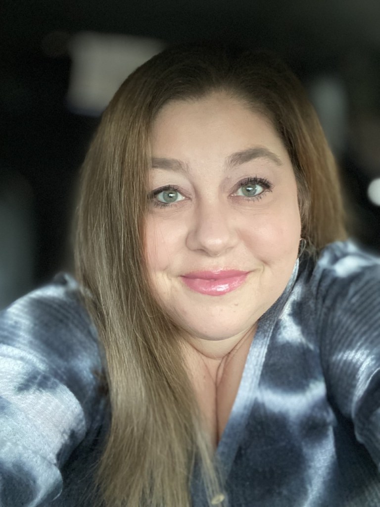 Amber Ochoa - Retro Report