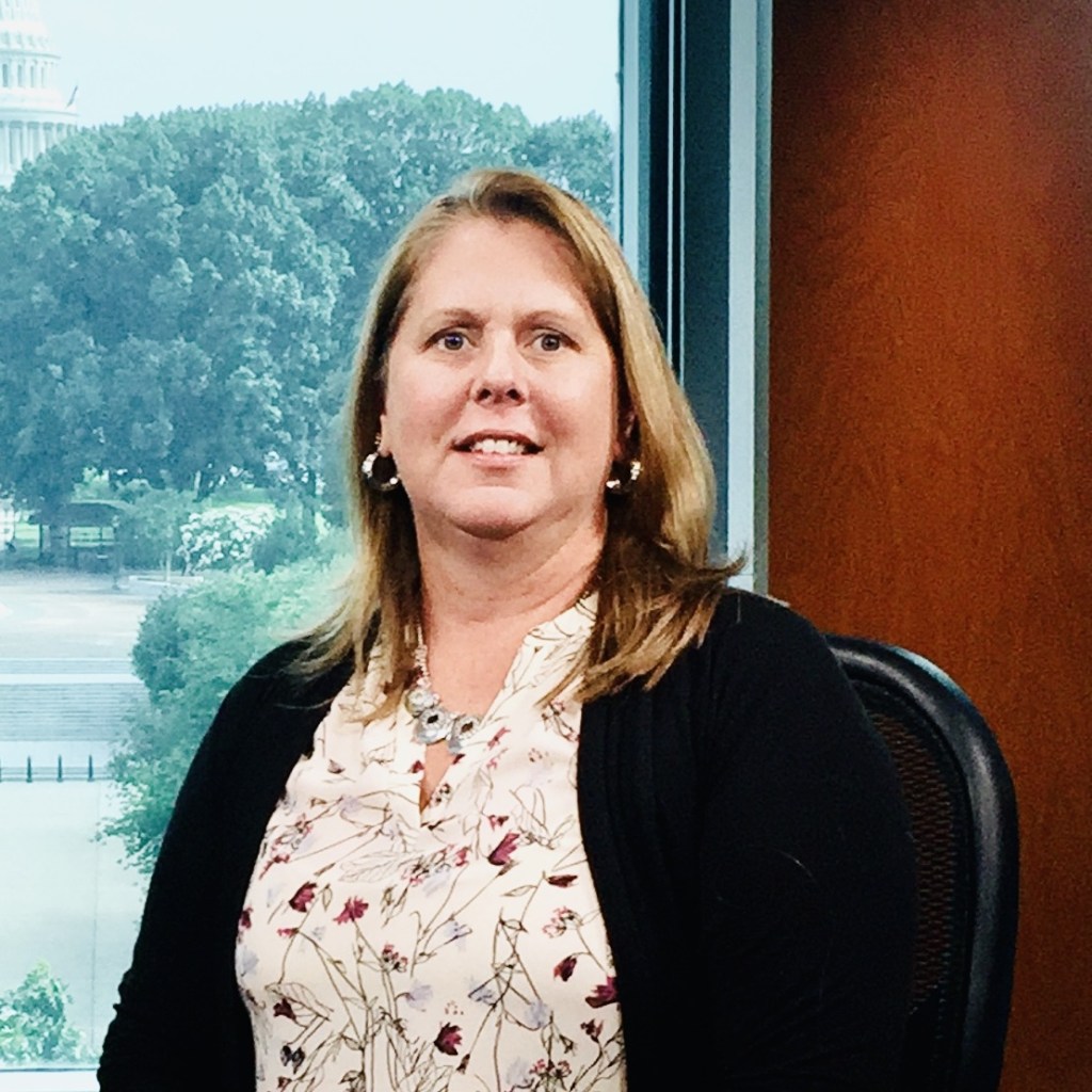 Kimberly Hammers - Retro Report