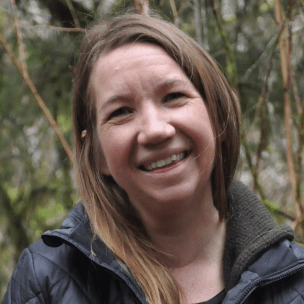 Jennifer Vandenberg-Pontius - Retro Report