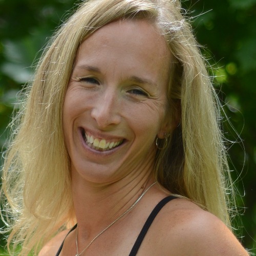 Deb Holland - Retro Report