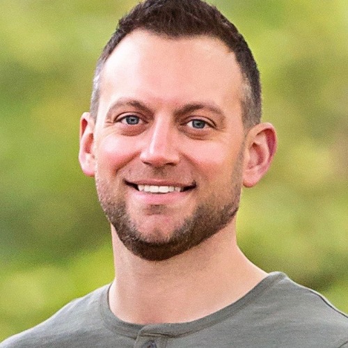 Tyler Selbrade - Retro Report