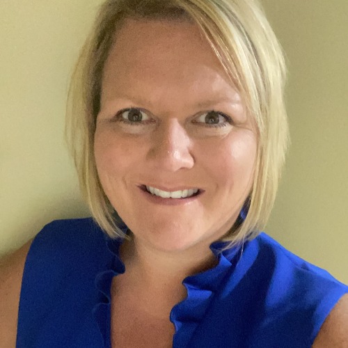 Amber Hinkle - Retro Report